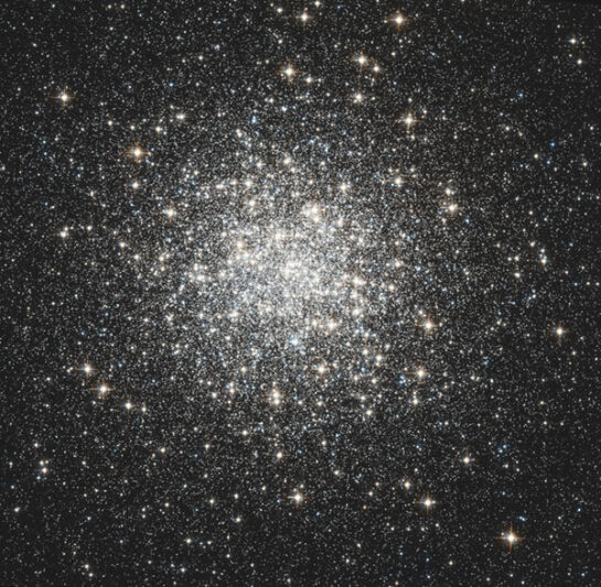 What is a Globular Cluster? | Pictures, Facts, & Best Ones to Observe