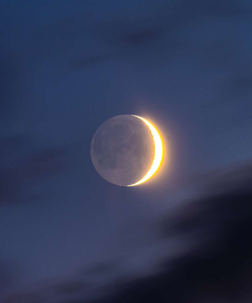 How to Take Pictures of The Moon | 18 Examples & Photography Tips